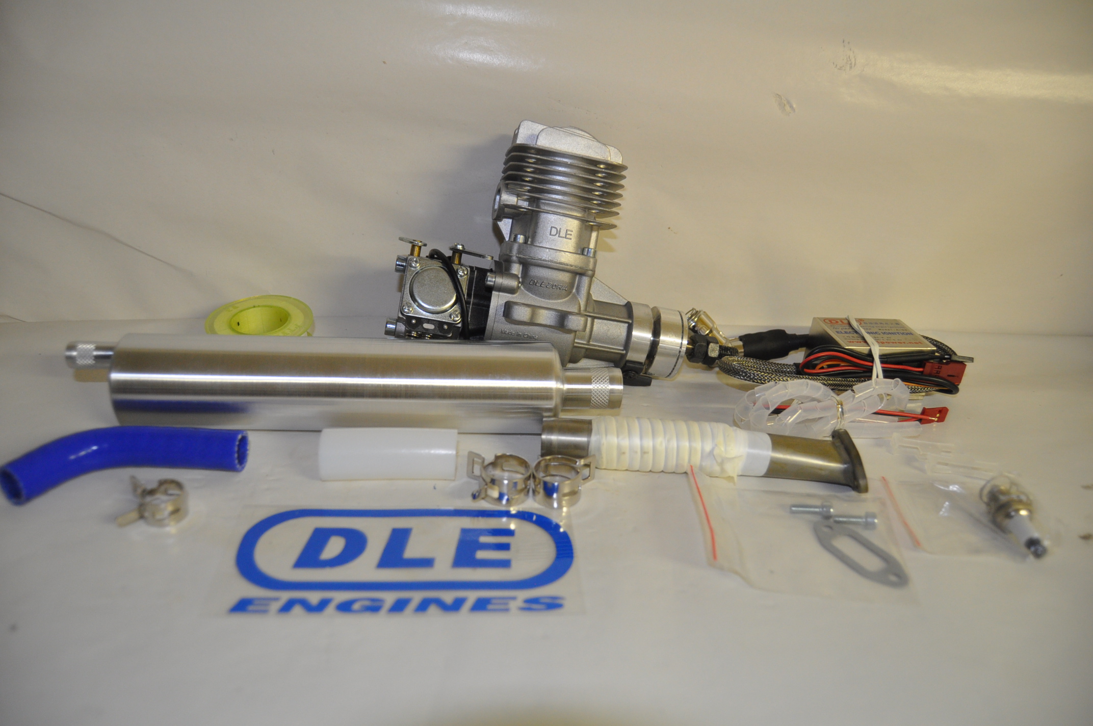 DLE-Modellmotoren - ACP AirCraftPower dl-motoren.de